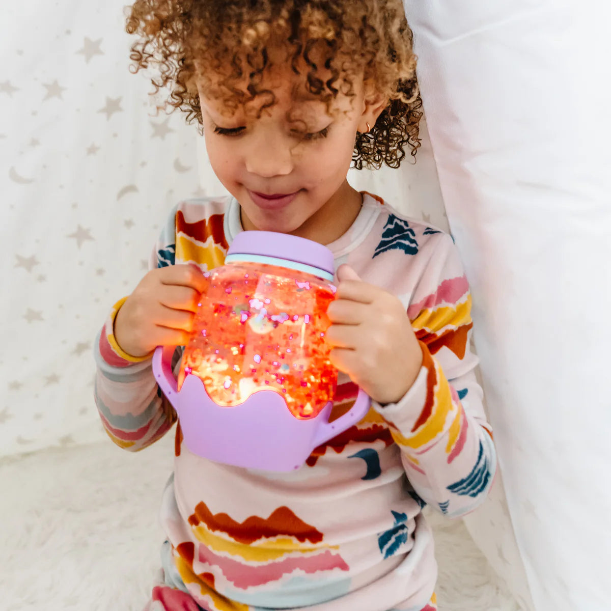 Sensory Play Jars | Glo Pals - TREEHOUSE kid and craft